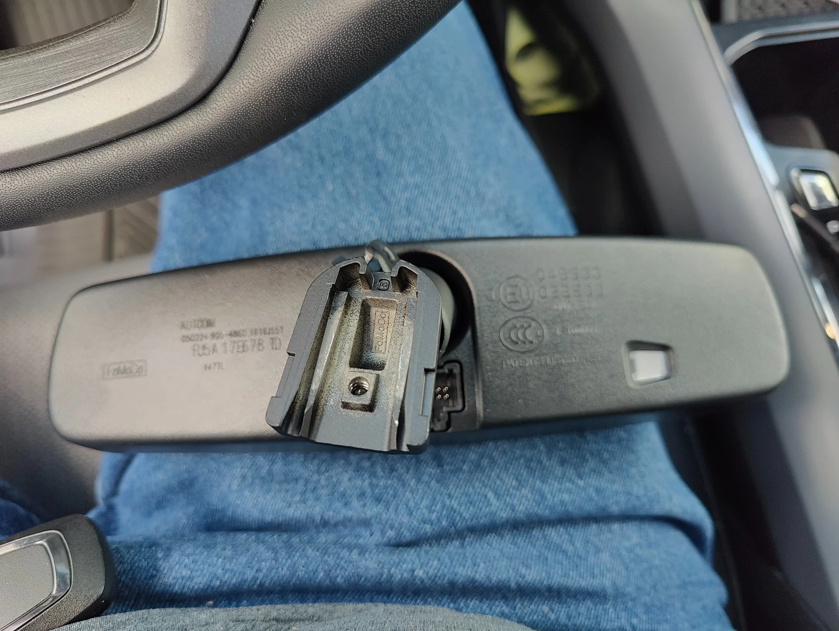 Replace stock rear view mirror with WolfBox camera | Ford Lightning ...