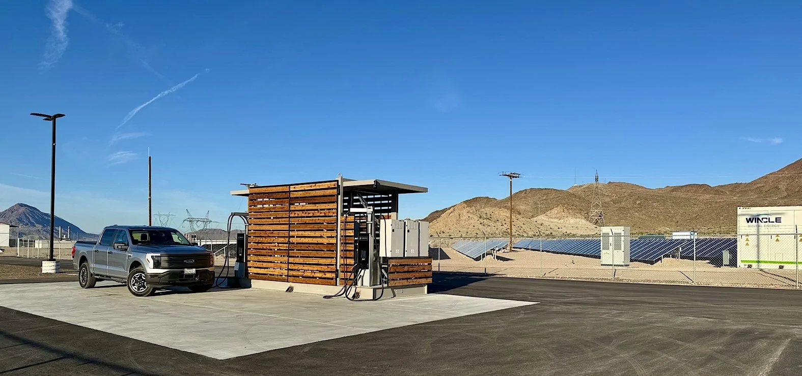 Free 360kW Charging on the way to Vegas! Off-grid solar + battery ...